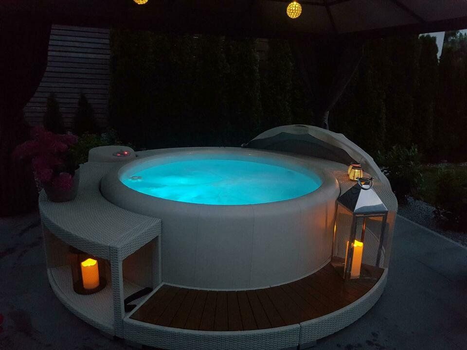 Softub Resort 300+ Almond (200cm) Jahrgang 2018 (Gebraucht) in Schongau ...