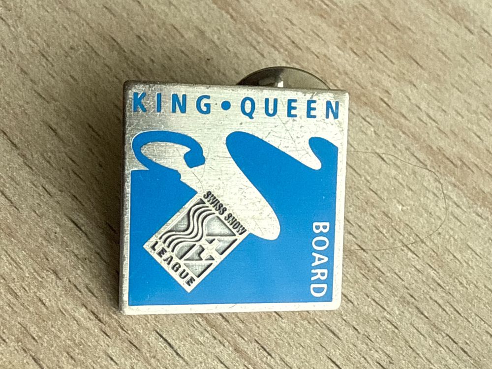 Pin King & Queen (Gebraucht) in Glattbrugg für CHF 1 – mit Lieferung ...