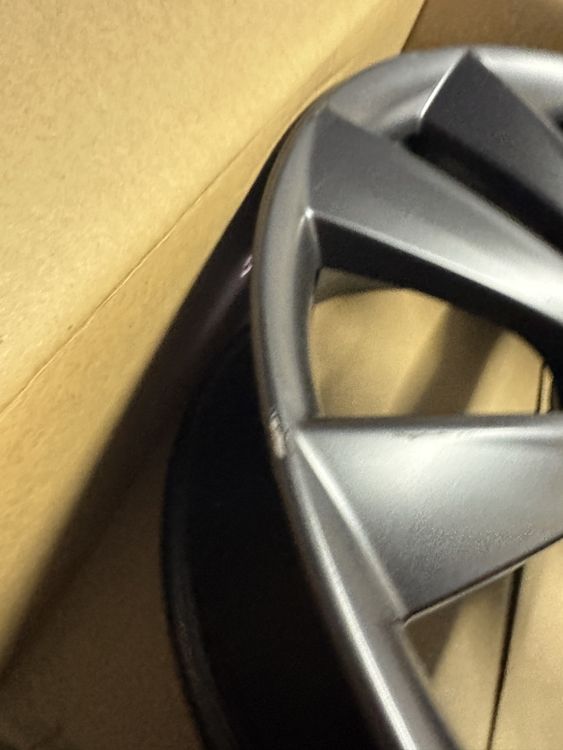 3x Tesla Model 3 Performance Stilleto Dark Grey Felge (Gebraucht) in ...