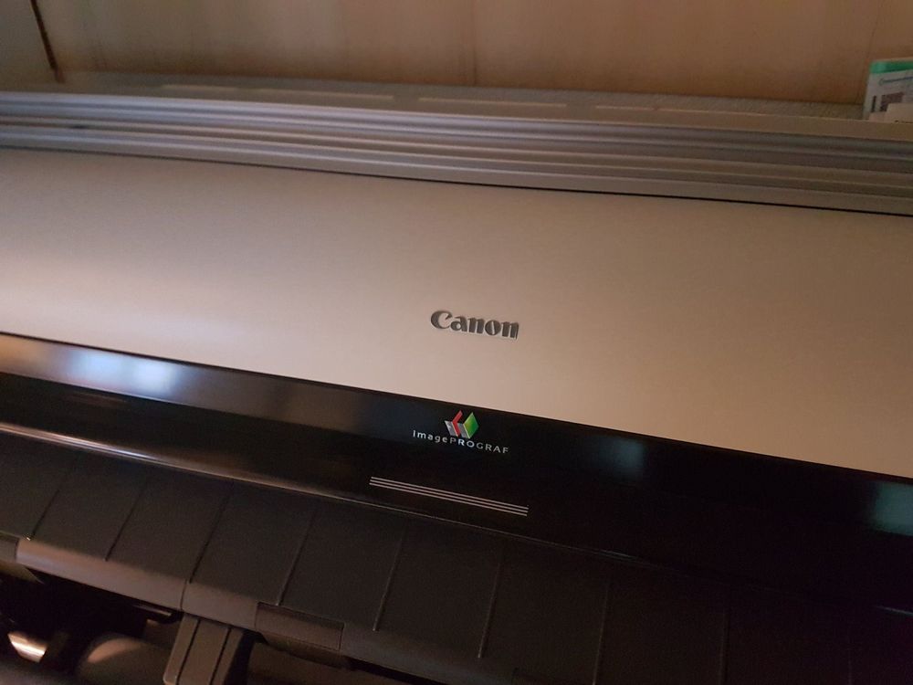 Plotter Canon IPF825 (Gebraucht) in für CHF 1000 – nur Abholung auf Ricardo kaufen
