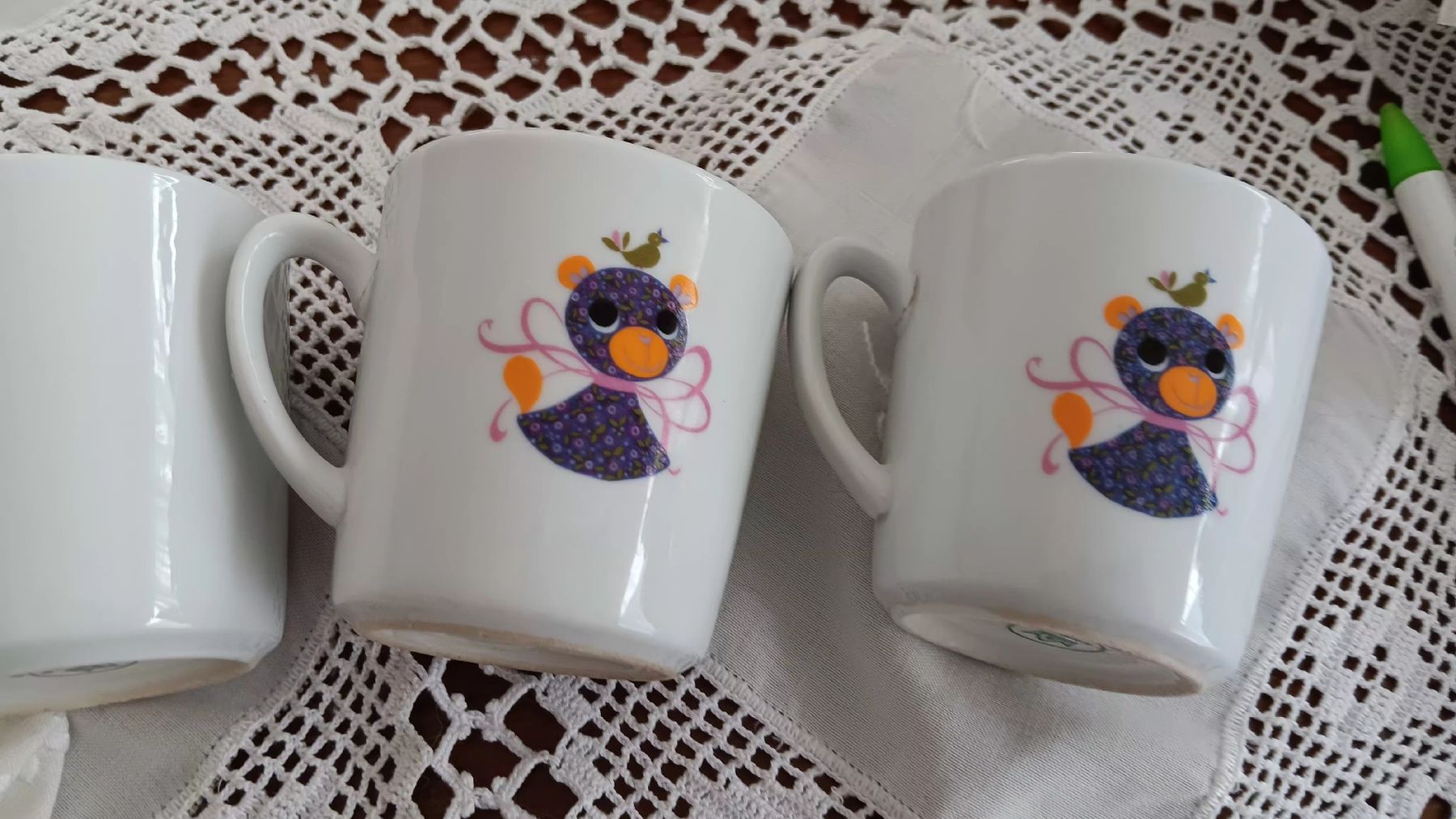 Tazza da collezione con orsetto e uccellino, vintage (Usato) a Carena ...