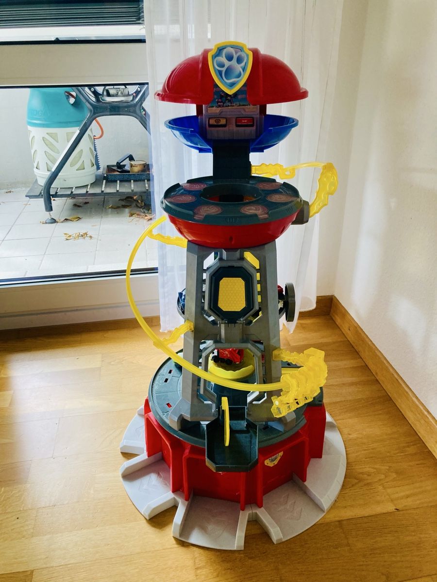 Paw patrol centra station wie neu und paw patrol set (Gebraucht) in St ...