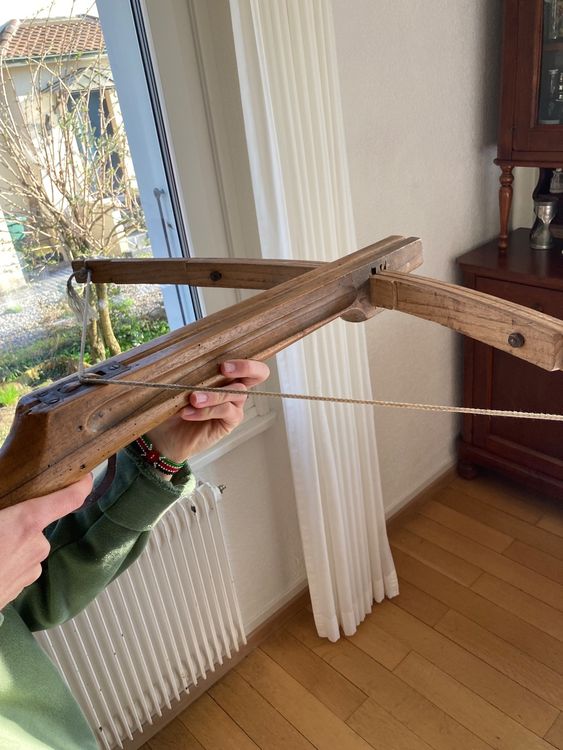 Selbstgebaute Armbrust zu verkaufen! | Kaufen auf Ricardo
