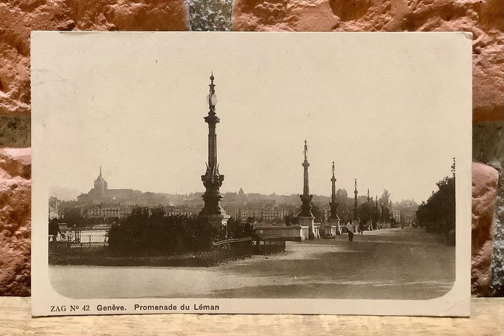 1911 Antike AK - Promenade du Léman - Genève (Gebraucht) in Root für CHF 1 – mit Lieferung auf ...