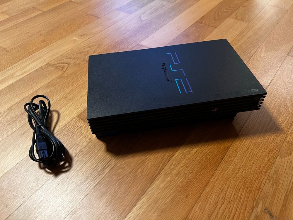 Playstation 2 Konsole Fat schwarz (SCPH-50004) | Kaufen auf Ricardo