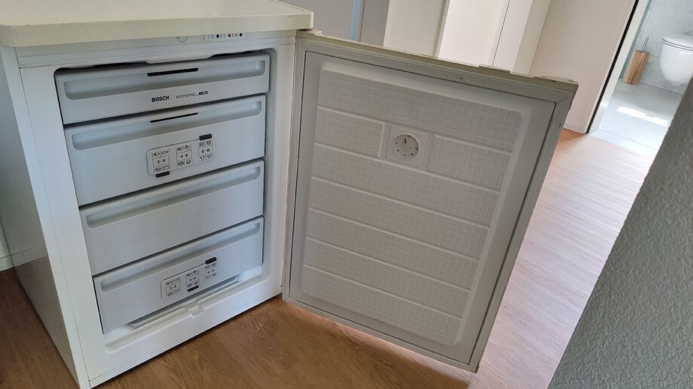 Tiefkühler / Small Freezer (Gebraucht) in Winterthur für CHF 41 – nur ...