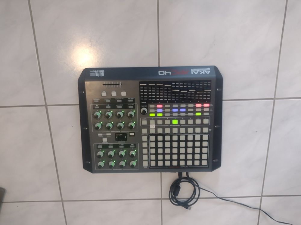 Akai Midimix 40 - Top Zustand - Musikproduktion! 🎶🎵🎧 (Gebraucht) in ...