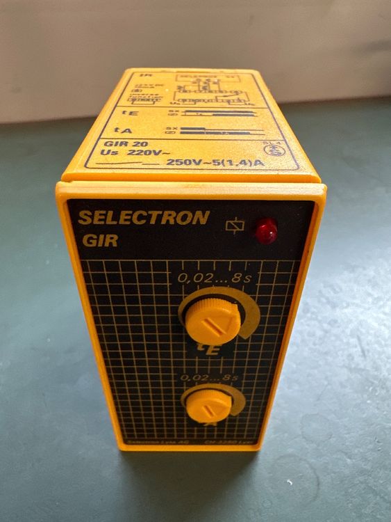 NOS Selectron Relais GIR 20 220V AC (Neu und originalverpackt) in ...