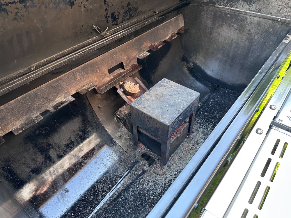 Weber Smoke Fire EX6 Model 2021 (Gebraucht) in Tegerfelden für CHF 679 ...