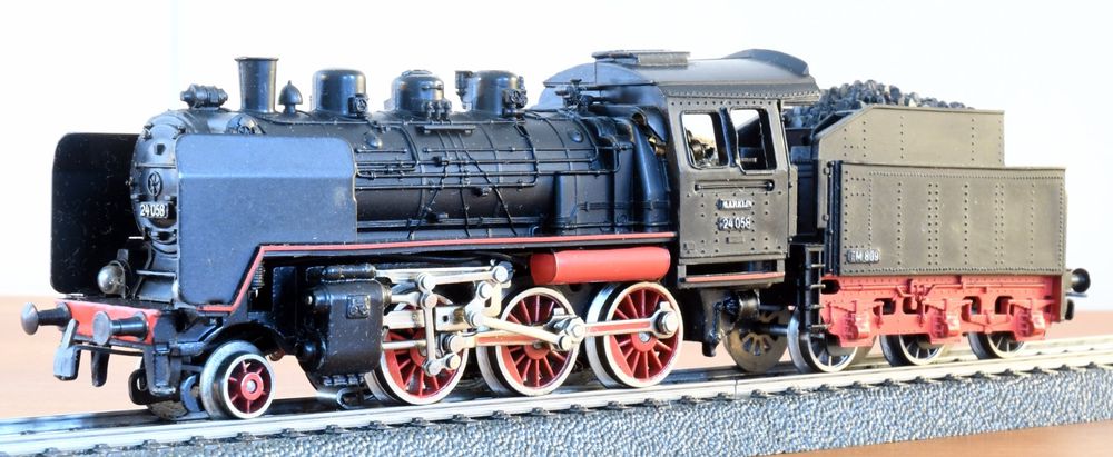 Märklin HO Dampflokomotive BR 24 RB (1'C') ~ (Défectueux) à Winterthur ...