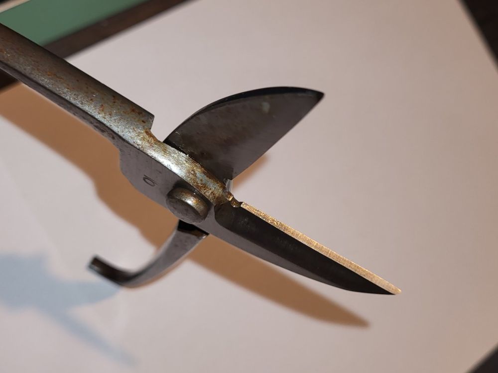 Cisaille pour ferblanterie (D'occasion) à Biel/Bienne pour CHF 10 – avec livraison | Acheter sur ...