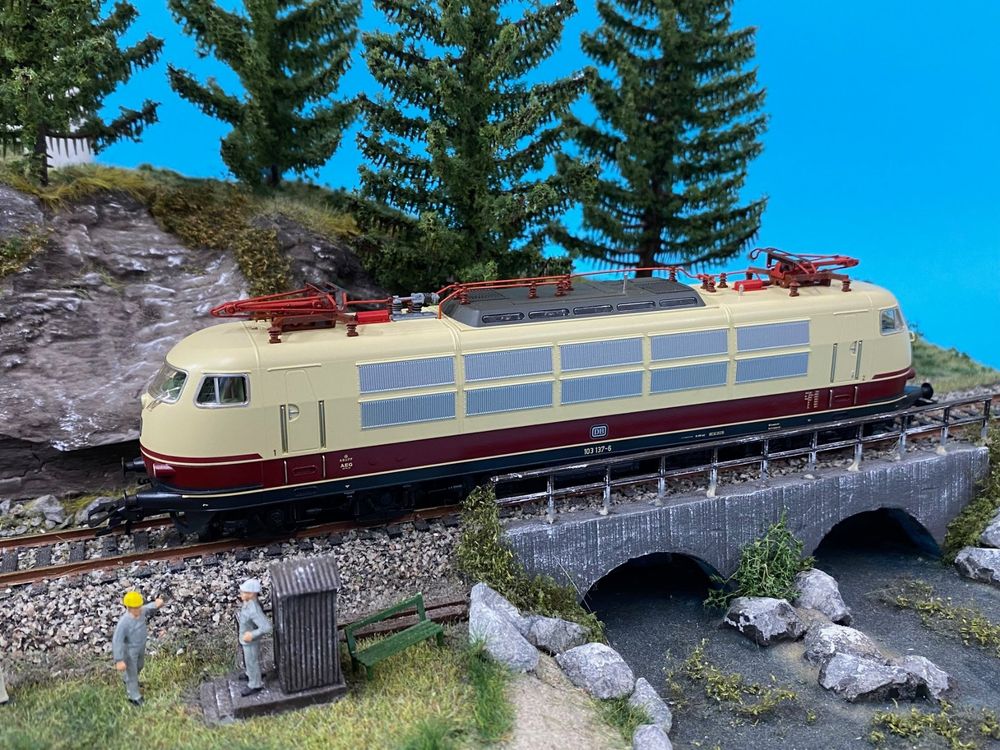 Märklin AC DB E 103 137-6 digital Code 03 ( 39579 ) (Gebraucht) in ...