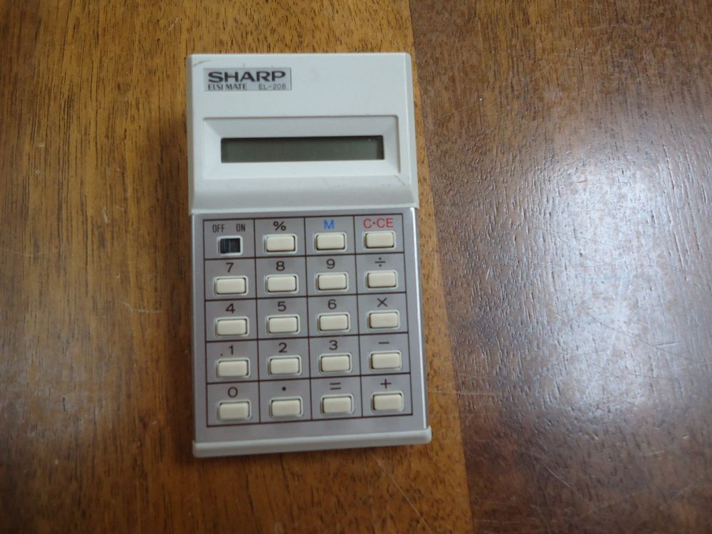 Calculatrice SHARP Elsi Mate EL-208 (Gebraucht) in Vessy für CHF 3 – mit Lieferung auf Ricardo ...