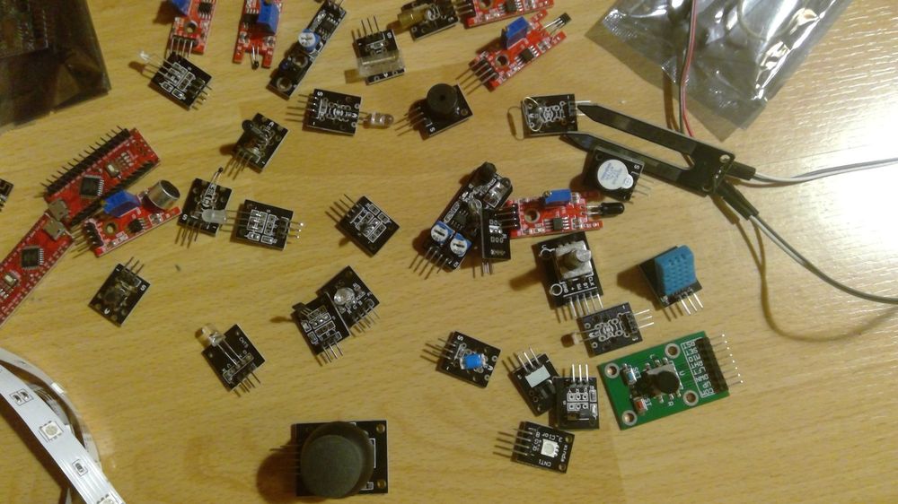 Diverse Bauteile für Arduino Bastelprojekte | Kaufen auf Ricardo