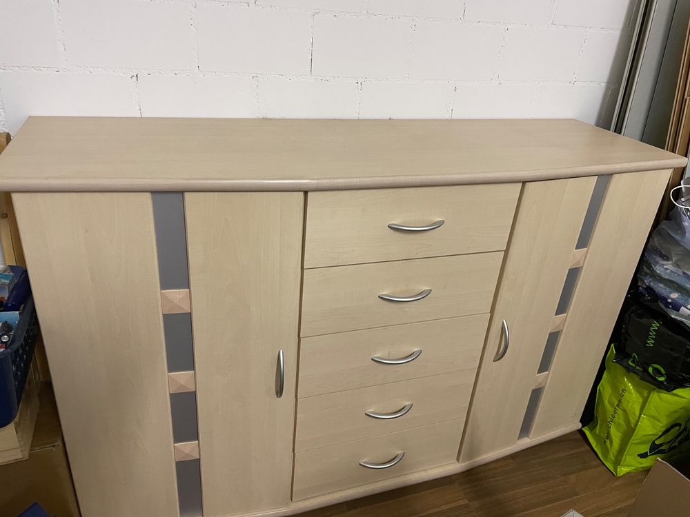 Sideboard (Gebraucht) in Eschenbach SG für CHF 1 – nur Abholung auf Ricardo kaufen