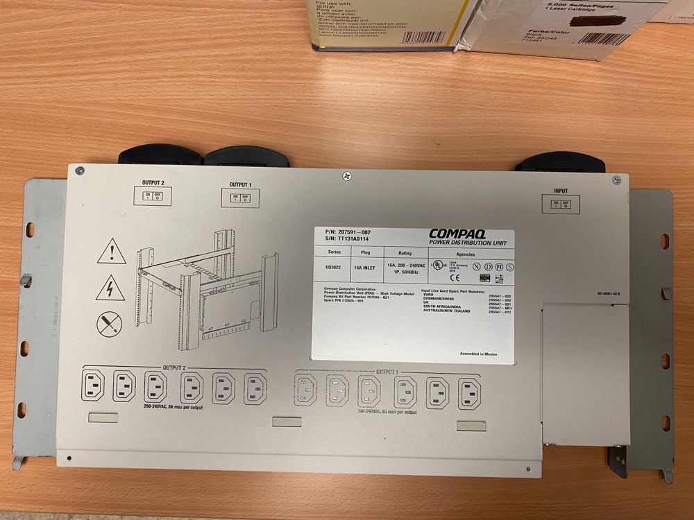 PDU Compaq Power Distribution Unit | Kaufen auf Ricardo