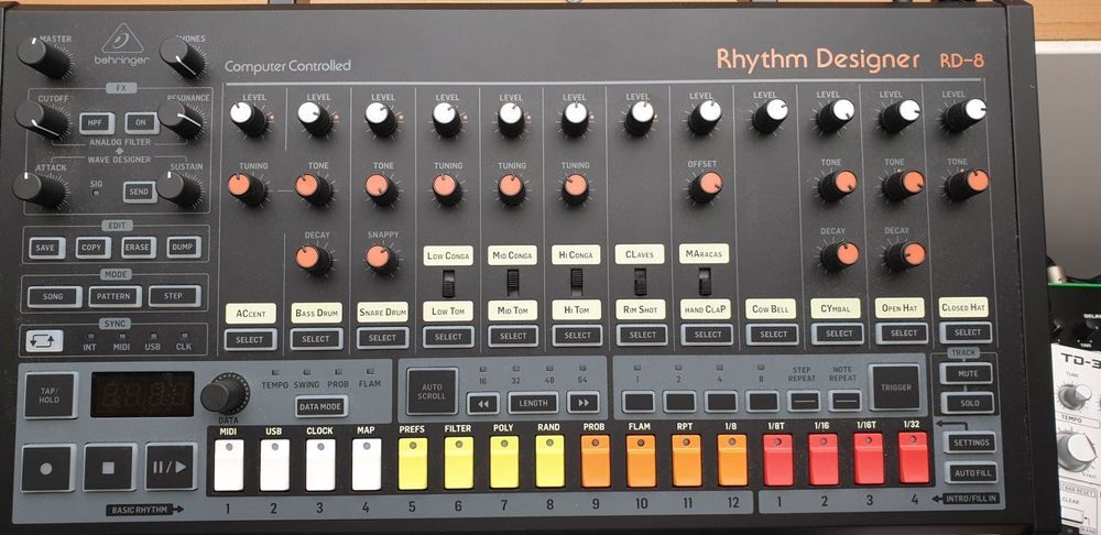 Behringer RD 8 / 808 Clone | Acheter sur Ricardo