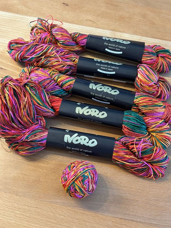 Ganapi Abaka Tape von Noro 250g | Kaufen auf Ricardo