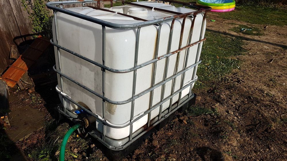 Regenwassertank ca 1000 Liter (Gebraucht) in Bettlach für CHF 11 – nur ...