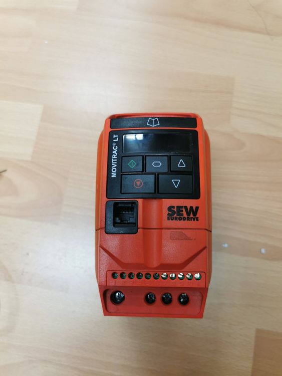 SEW Eurodrive MOVITRAC LTE, 0.75kW Frequenzumrichter (Gebraucht) in ...