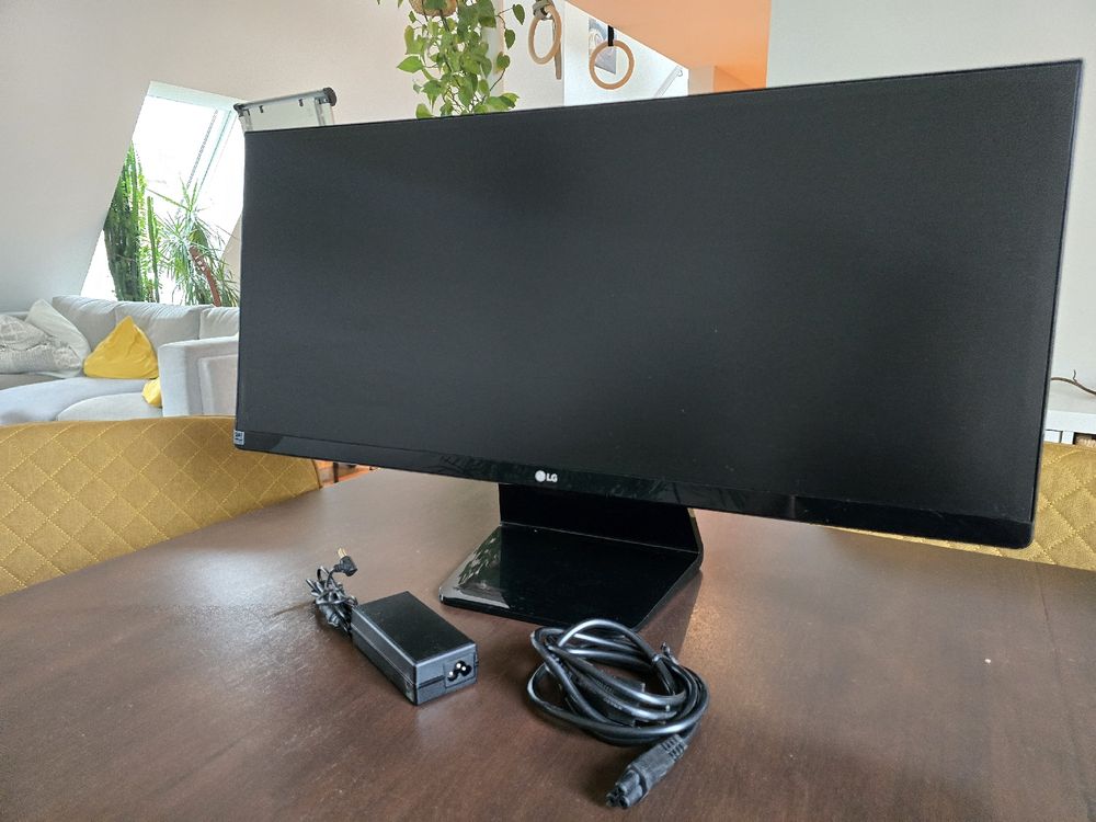 21:9 UltraWide Full HD Monitor / 29 Zoll / LG 29UM67-P | Kaufen auf Ricardo