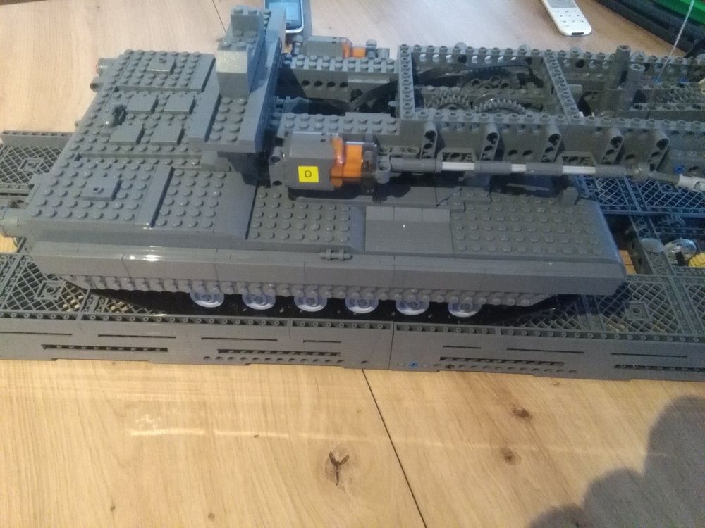 Brückenlege Panzer und Dump Truck (Gebraucht) in Obernau für CHF 55 ...