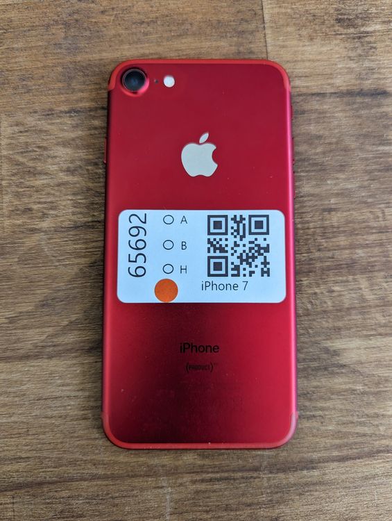 iPhone 7 128 GB Red - Beschädigt | Kaufen auf Ricardo