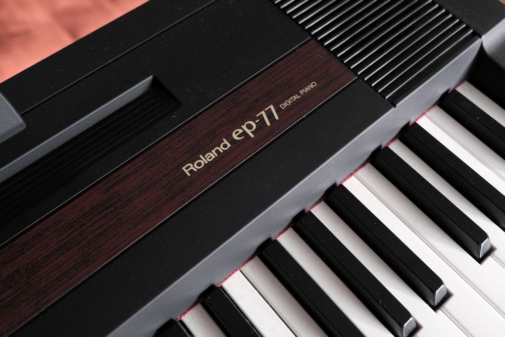 ROLAND ep-77 Digital Piano (Gebraucht) in Rheinfelden für CHF 450 – nur ...