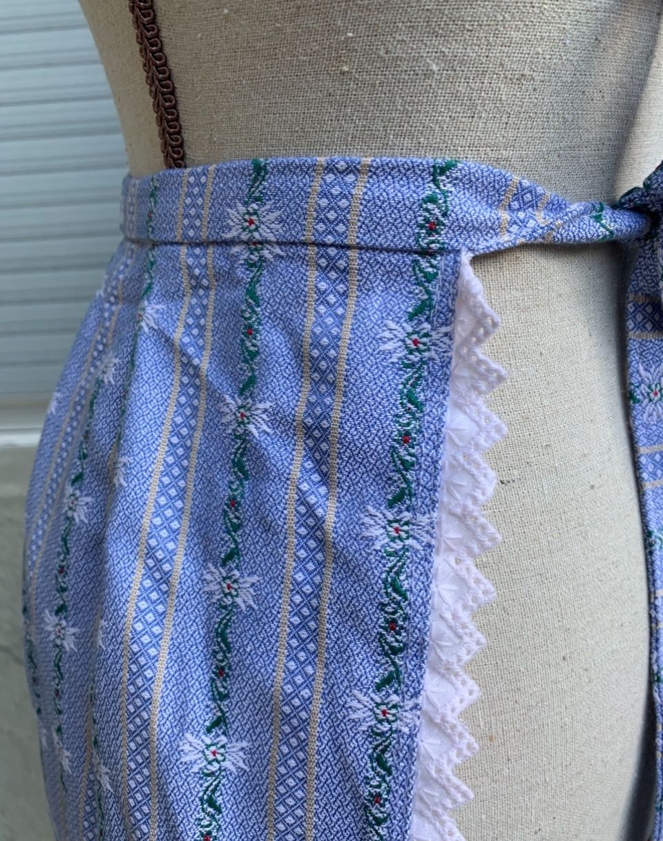 Superbe long tablier de folklore EDELWEISS dentelle coton (Neuf (Voir ...