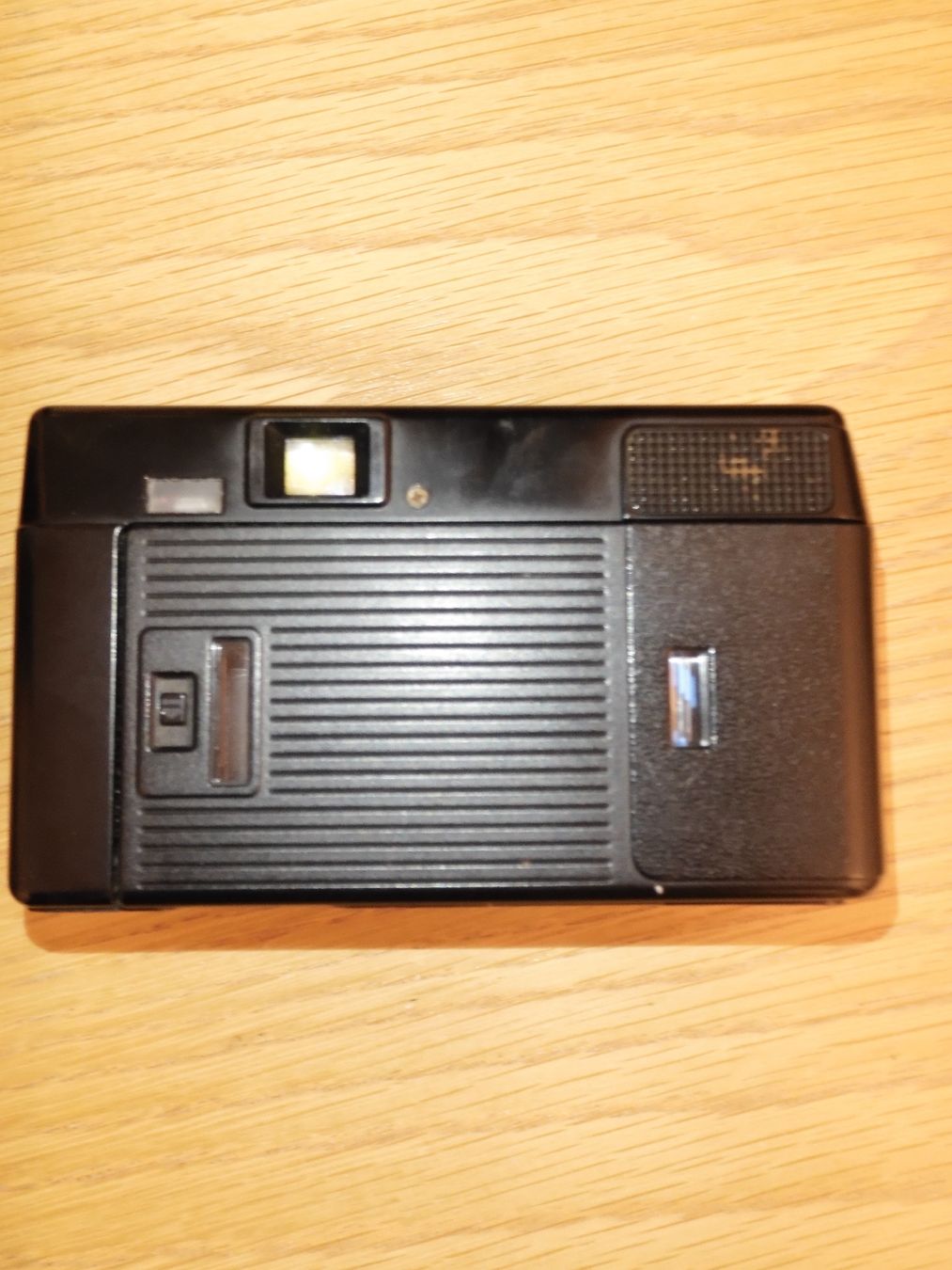 Nikon L35AF2 – 35mm Film Camera – NOT WORKING – For Parts (Defekt) in ...