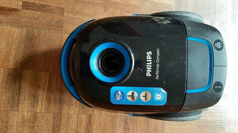 Staubsauger mit Beutel Philips Performer Compact FC8371/19 (Gebraucht ...