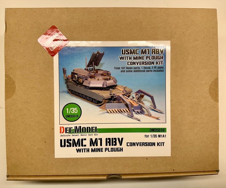 USMC M1 ABV mit Mienenpflug (Neu und originalverpackt) in Lenk im ...