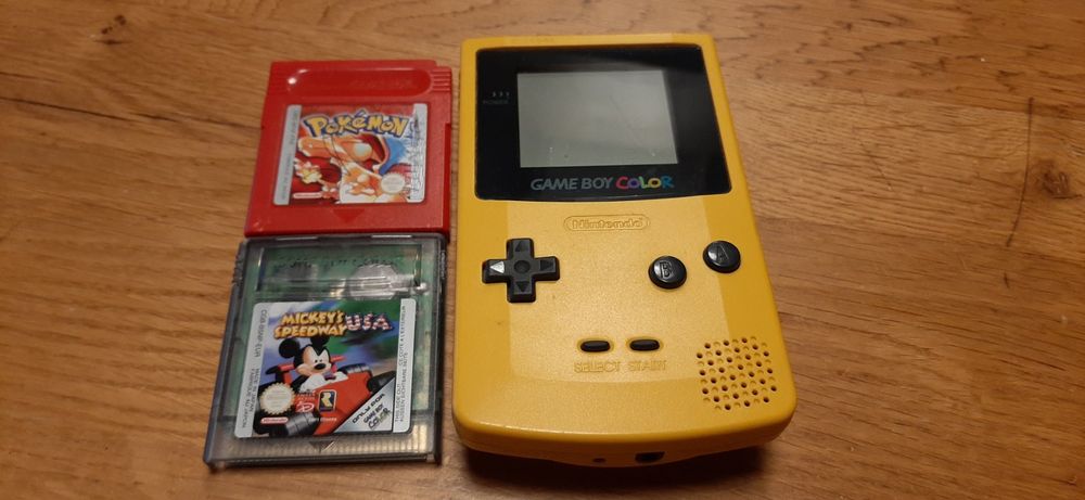 Game boy color jaune pokemon mickey's speedway usa (D'occasion) à ...