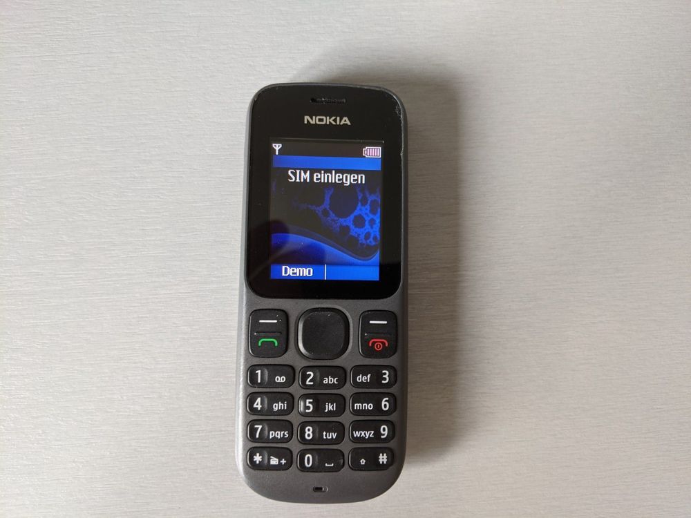 Nokia 100 (Gebraucht) in Zürich für CHF 5 – mit Lieferung auf Ricardo ...