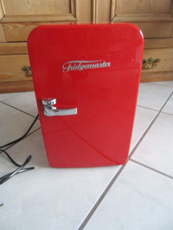 Mini Kühlschrank Fridgemaster rot | Kaufen auf Ricardo