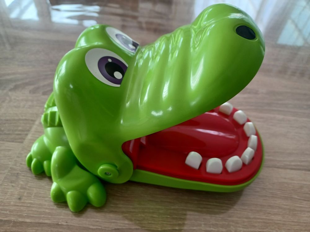 Hasbro Games Kroco Doc (Gebraucht) in Kleinlützel für CHF 5 – nur ...