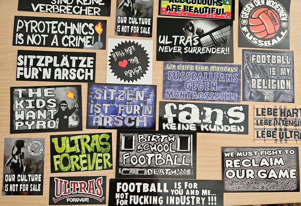 80 Ultras Aufkleber Sticker Fussball Fankurve Ultra Kurve | Kaufen auf ...