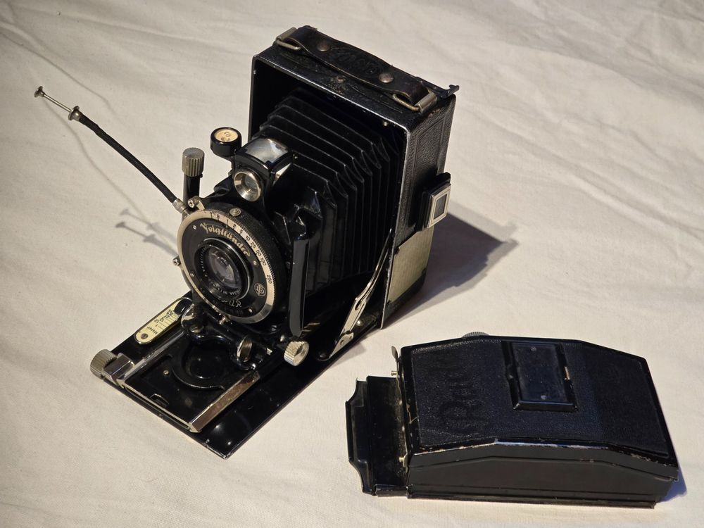 Voigtländer Appareil photo pliant vintage (Défectueux) à versoix pour ...