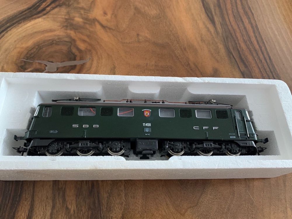 Roco 4195 Ae 6/6 SBB (Gebraucht) in Amriswil für CHF 68 – mit Lieferung auf Ricardo kaufen