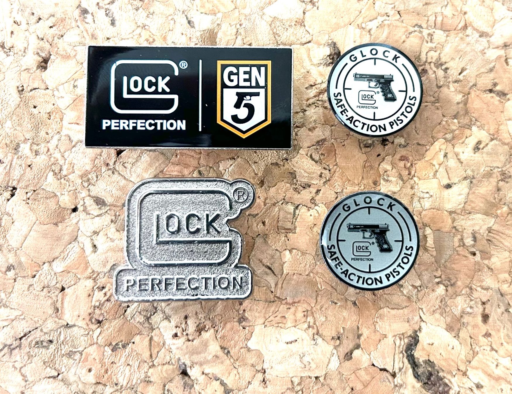 4 Pin Glock Pistolen Schiessen (Neu (gemäss Beschreibung)) in Hausen am ...