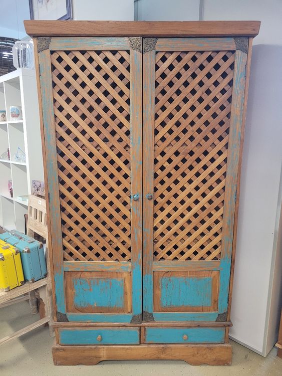 corner cabinet (Neu (gemäss Beschreibung)) in Wetzikon ZH für CHF 600 – mit Lieferung auf ...