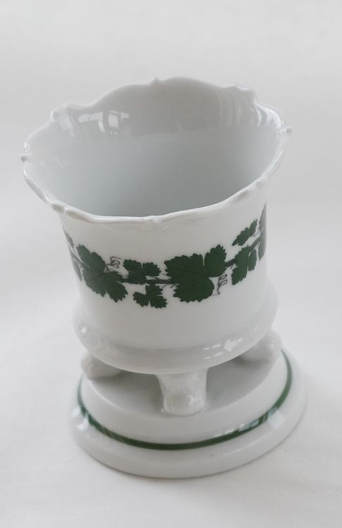 Meissen Vase mit Weinlaub und Tatzenfüssen (Gebraucht) in Heiden für CHF 40 – mit Lieferung auf ...