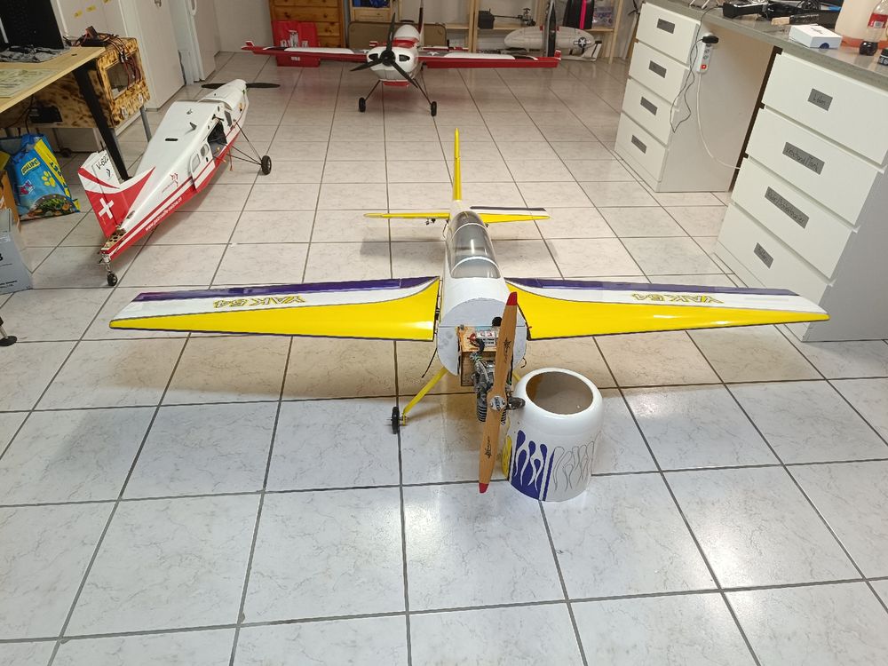 Yak 54 89" hangar 9 AB 1 CHF! (Gebraucht) in Nenzlingen für CHF 459 ...
