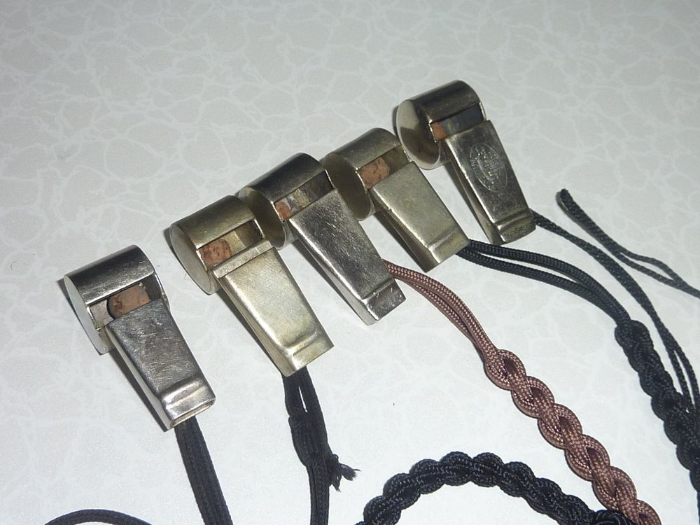 Militär Pfeiffen Trillerpfeifen 1940/41 RUFLI DECKER CAMINAD (Gebraucht) in Dietikon für CHF 65 ...