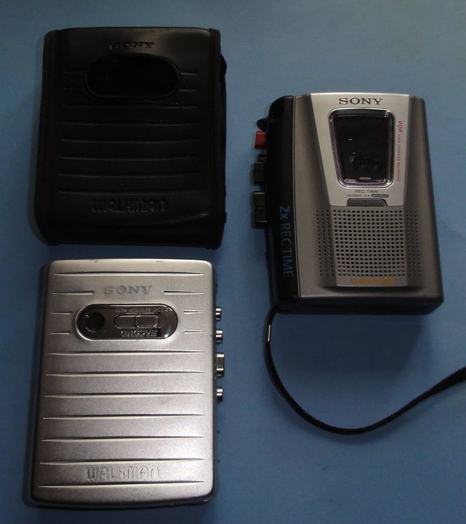 2 Stück Sony Walkman defekt für Bastler | Kaufen auf Ricardo