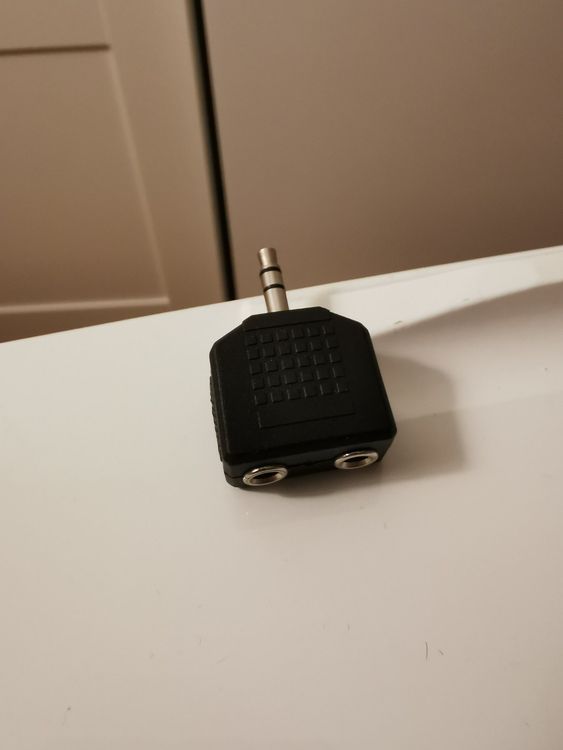 Kopfhörer Splitter, 3.5mm Stecker auf 2 Buchsen, neu (Neu (gemäss ...