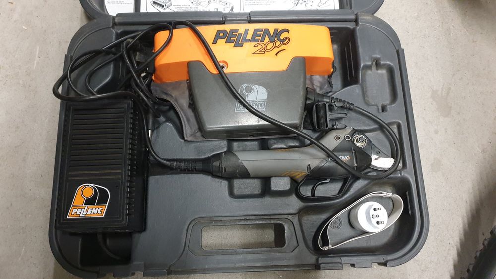 Secateur electrique Pellenc 2000 | Kaufen auf Ricardo