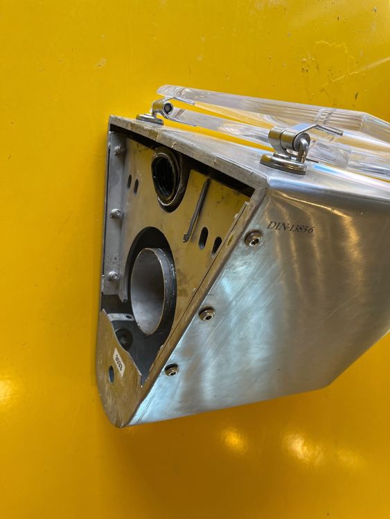 WC aus Chromstahl Nr. 1 | Kaufen auf Ricardo