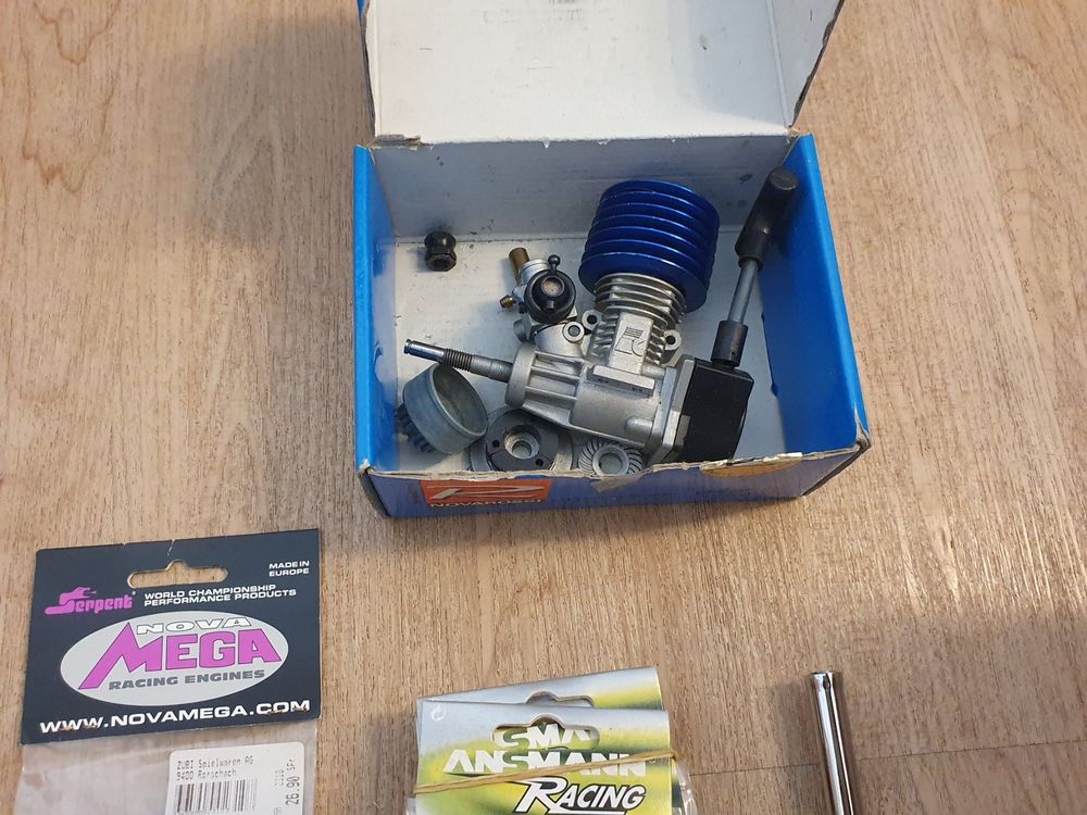 RC - Verbrenner Motor mit viel Zubehör (Gebraucht) in für CHF 56 – mit ...