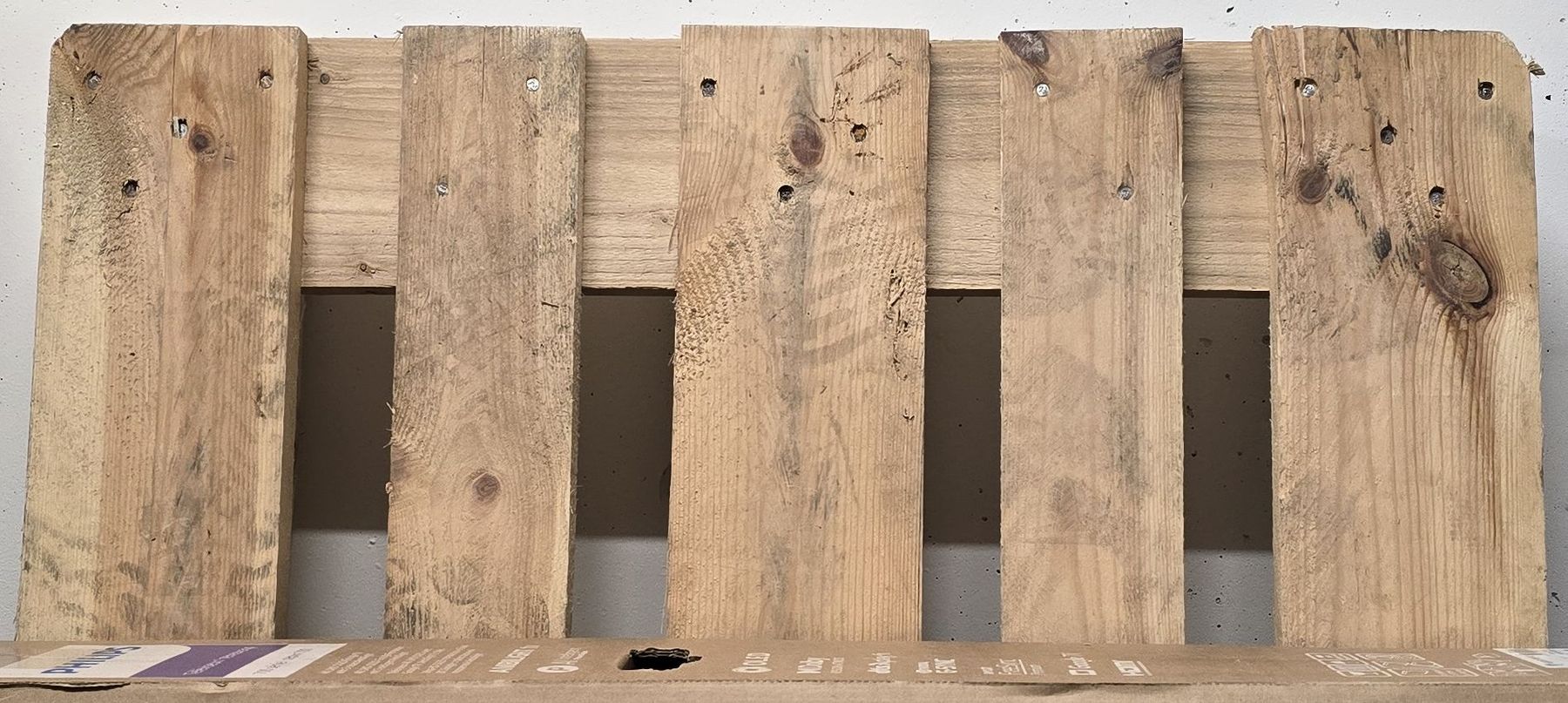 Holzpalette 200x80 cm (Gebraucht) in Niederweningen für CHF 1 – nur ...